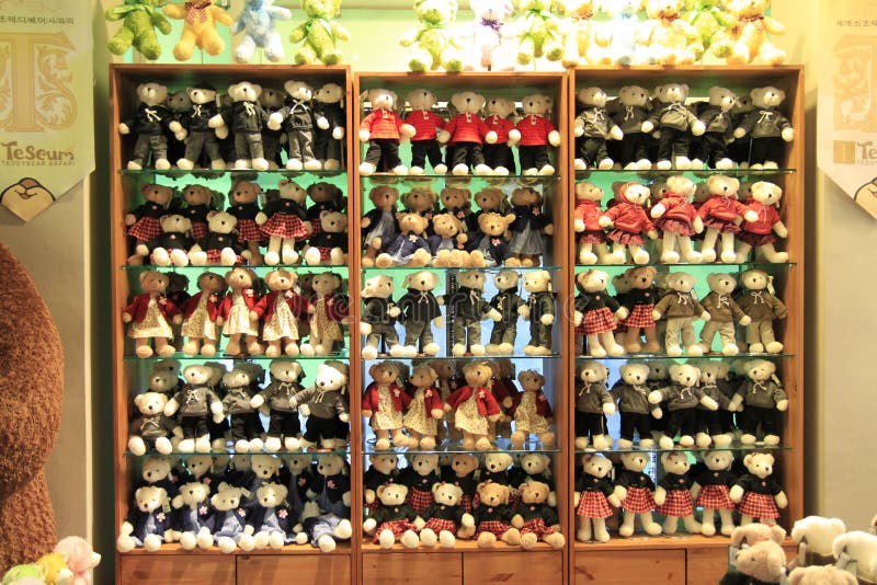 TEDDY BEAR MUSEUM editorial stock image. Image of spectacle - 22923919