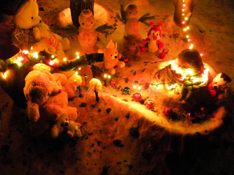 Teddy bear under the tree stock photo. Image of festive - 84083560