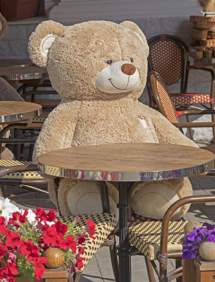 Teddy Bears Sitting in Coffee Shop Stock Image - Image of restaurant ...