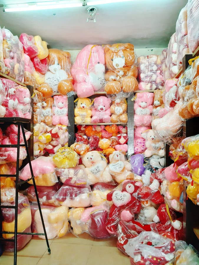 Teddy Collection Happy Gifts Feelinglove Editorial Image - Image of ...