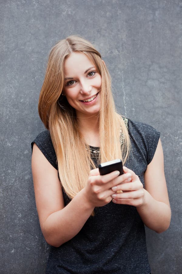 Teenage Girl Using Smart Phone Stock Photo - Image of messaging, person ...