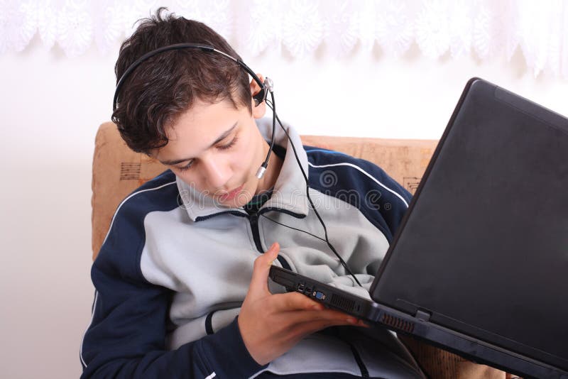 Teenagers and computer stock image. Image of teenagers - 8156383