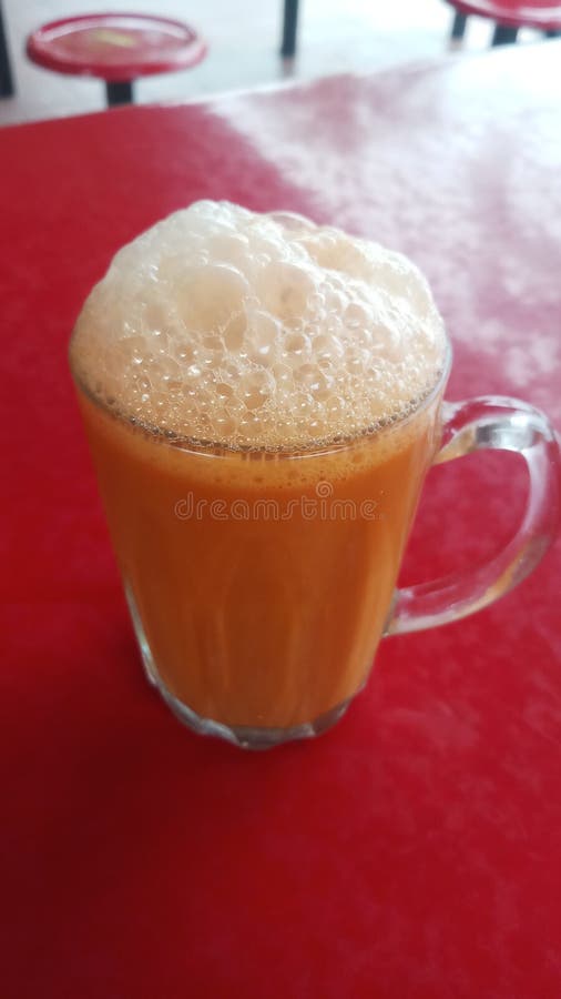 Teh Tarik, Malaysia& X27;s Favorite Morning Drink Stock Image - Image ...