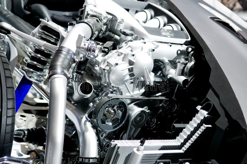 Teil des Automotors stockbild. Bild von arbeitszylinder - 15573959