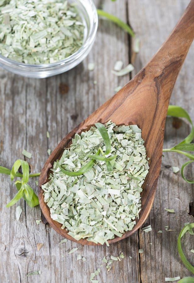 Getrocknetes Estragon-Gewürz-Kraut Stockfoto - Bild von horizontal ...