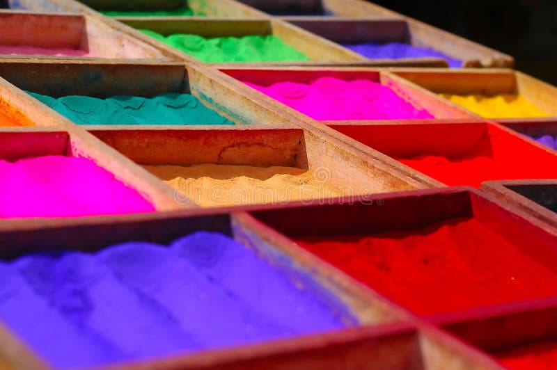 Teintures en poudre image stock. Image du tonalités, assortiment - 3447415