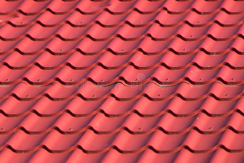 Tejas De Tejado Rojas En El Tejado Como Fondo Foto de archivo - Imagen ...