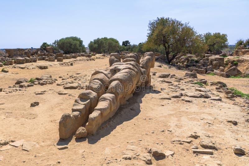 Atlas Or Telamon / Agrigento Stock Image - Image of museum, history ...