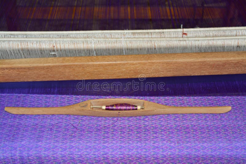 Telar De Seda Hecho a Mano Tradicional Imagen de archivo - Imagen de ...