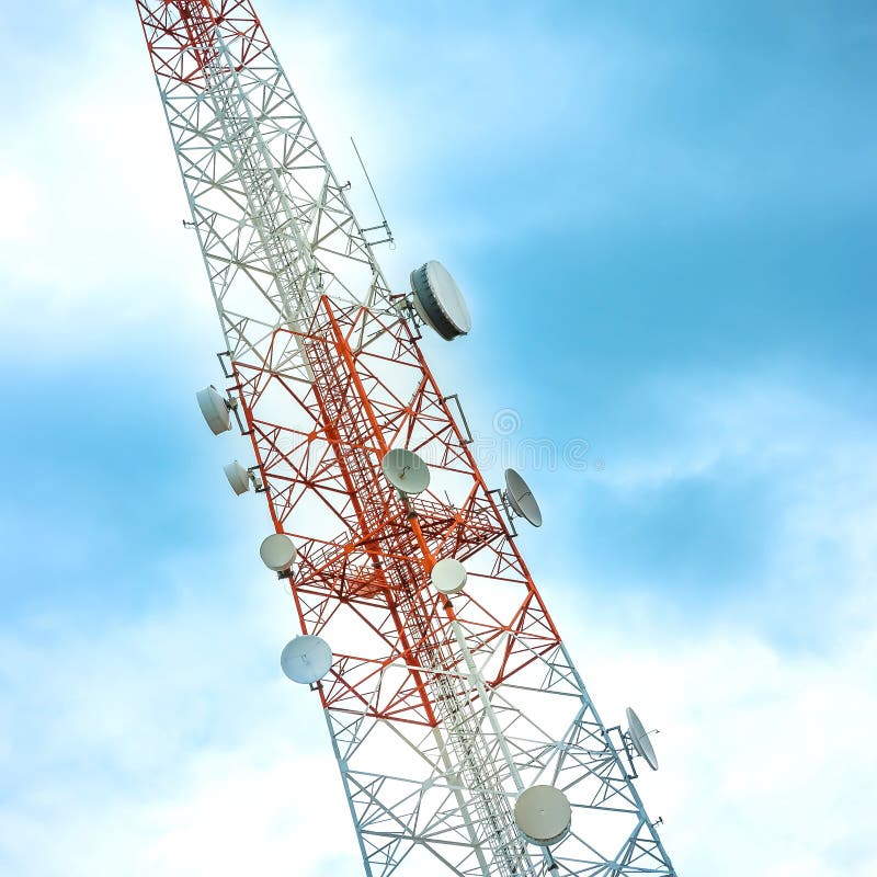 Telecommunication antenna stock photo. Image of disk - 41226144
