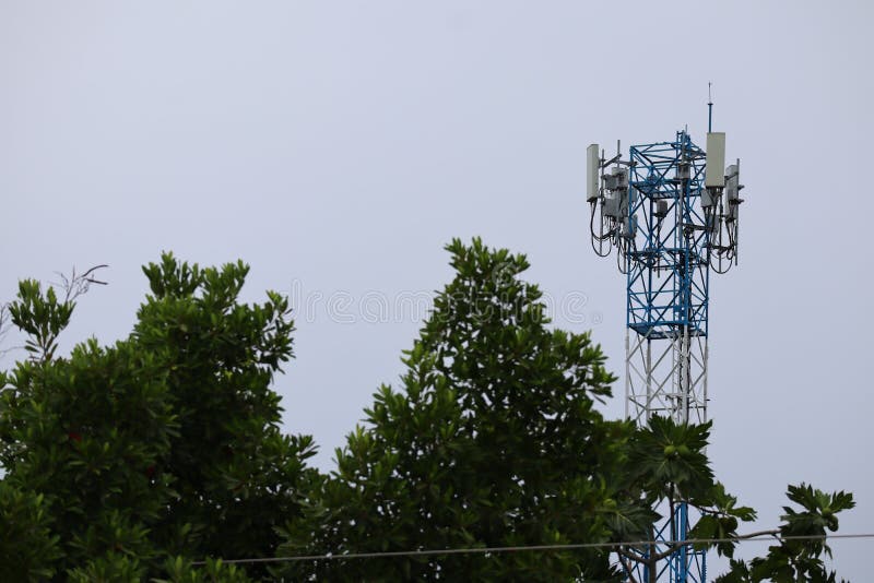Telecommunications Antennas, Radio and Satellite Communication ...