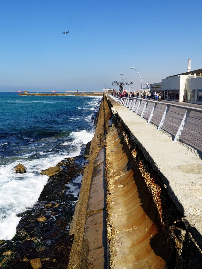 No Porto De Tel Aviv Em Israel Imagem de Stock - Imagem de azul ...