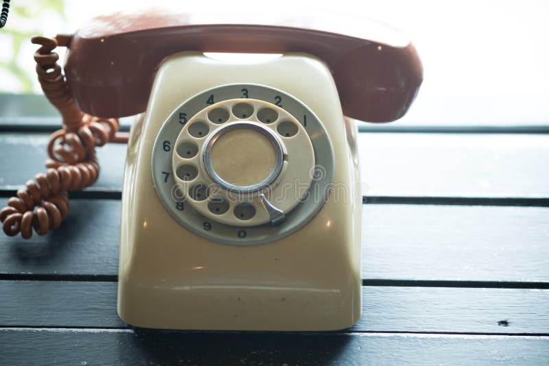 Telefone Velho Do Telefone Do Vintage Conceito Velho Do Telefone Foto ...
