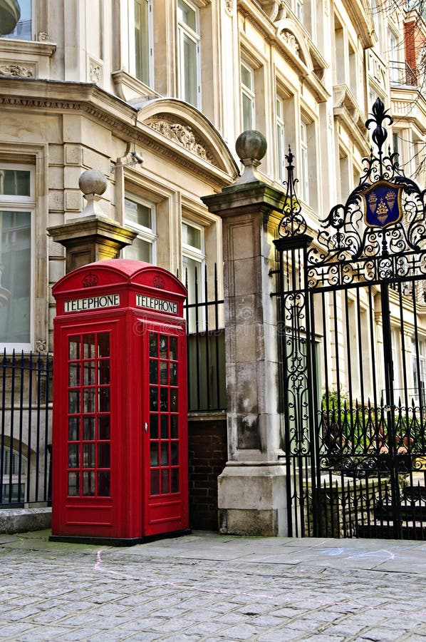 Telephone box in London stock photo. Image of scene, paved - 11010270
