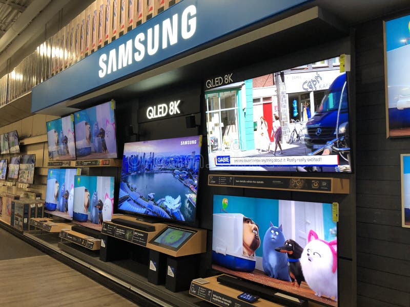 Televisionsets Stock Photos - Free & Royalty-Free Stock Photos from ...