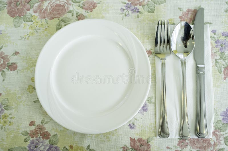 Teller, Löffel, Messer Und Gabel Stockfoto - Bild von messer ...