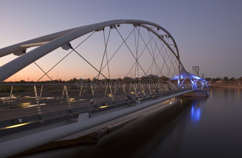 Tempe Pedestrian Bridge stock image. Image of lights - 26288761