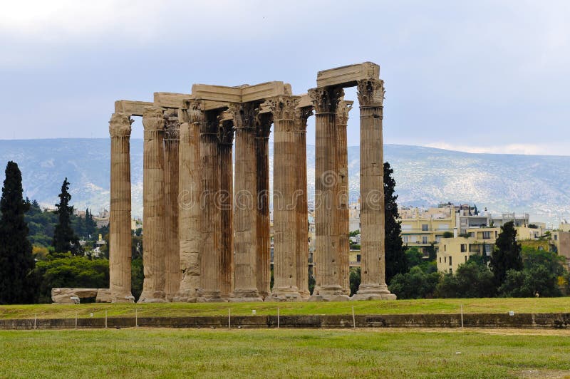 Tempel Van Olympian Zeus, Athene Stock Foto - Image of beroemd ...