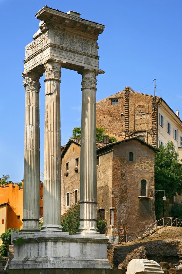Tempel Von Apollo, Teatro Di Marcello, Rom Stockbild - Bild von spalte ...