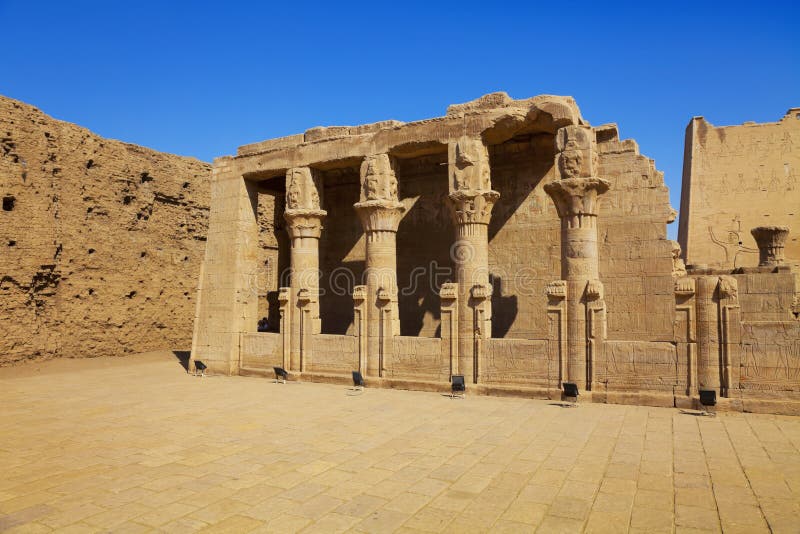 Edfu Tempel Von Horus [Edfu, Ägypten, Arabische Staaten, Af Stockfoto ...