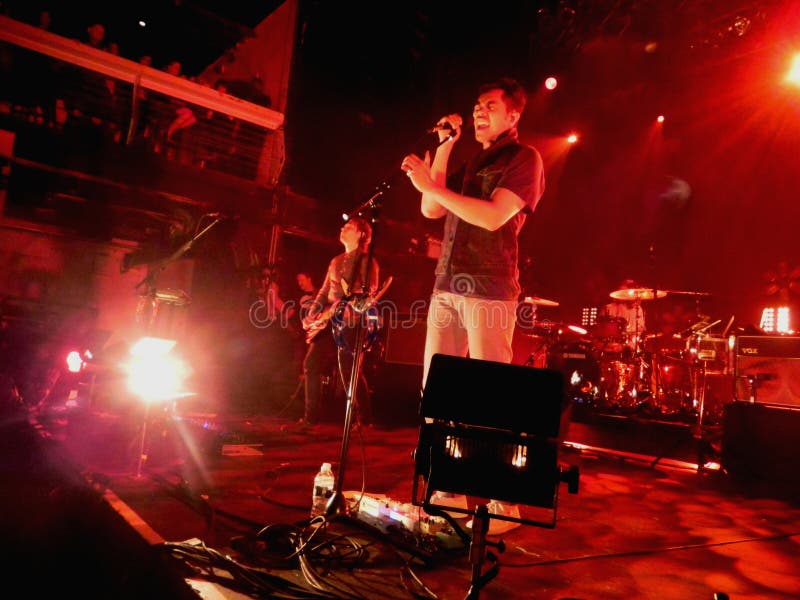 The Temper Trap in Concert at the Music Hall of Williamsburg Editorial ...