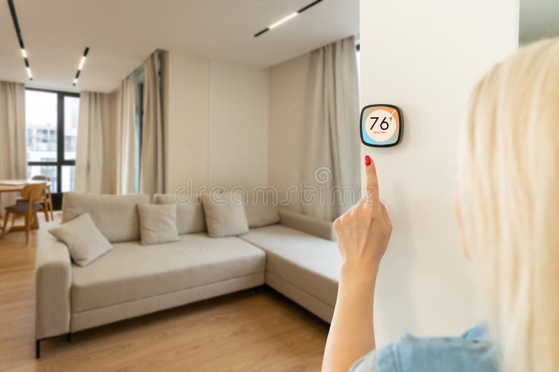 The Temperature on Modern Thermostat, Programmable Nest Thermostat ...
