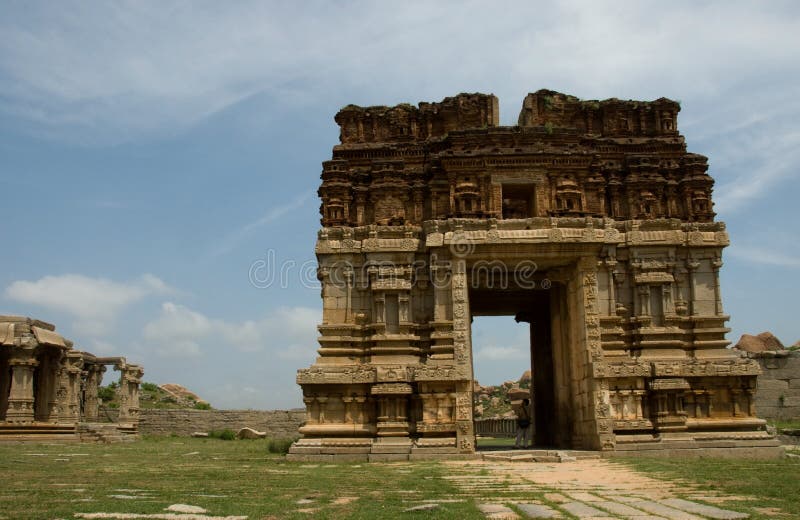 Tempie di Hampi immagine stock. Immagine di indiano, asia - 6653305