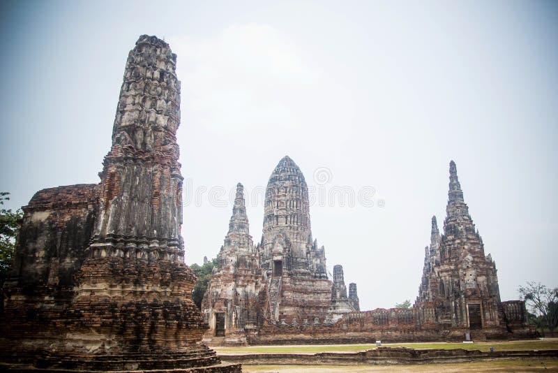 Tempie di storia fotografia stock. Immagine di cielo - 71007204