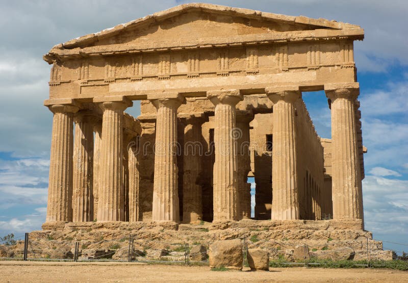 Il Erechtheion Un Tempio Del Greco Antico Sul Lato Nord Dell'acropoli ...