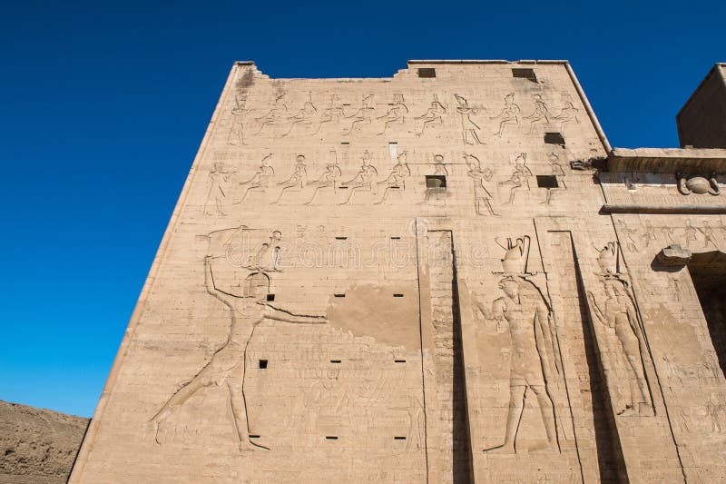 Tempio Tolemaico Di Horus, Edfu, Egitto Fotografia Stock - Immagine di ...