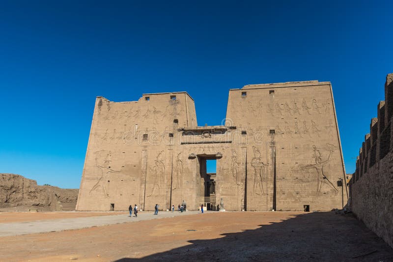 Tempio Tolemaico Di Horus, Edfu, Egitto Fotografia Stock - Immagine di ...