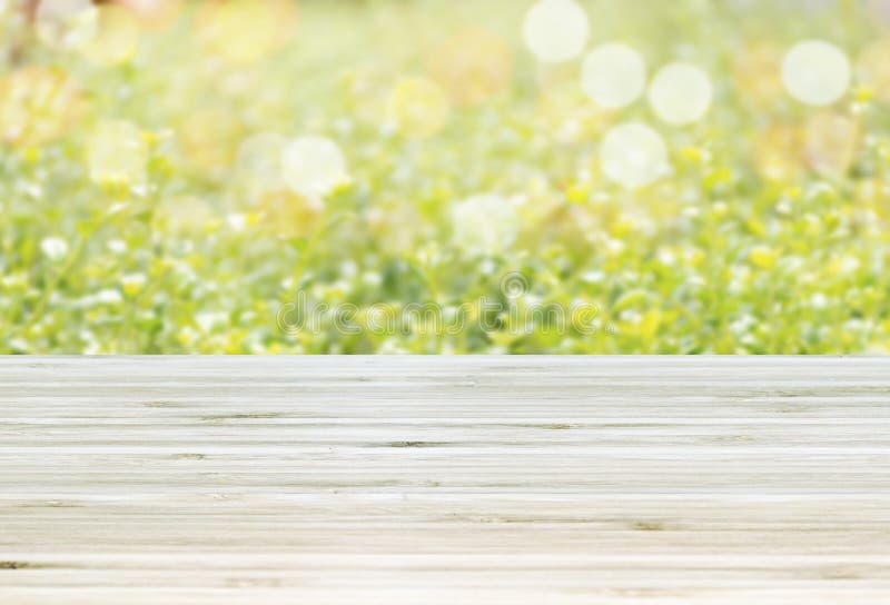 Template Empty Top Table View with Blue Sky and Cloud Blur Effect ...