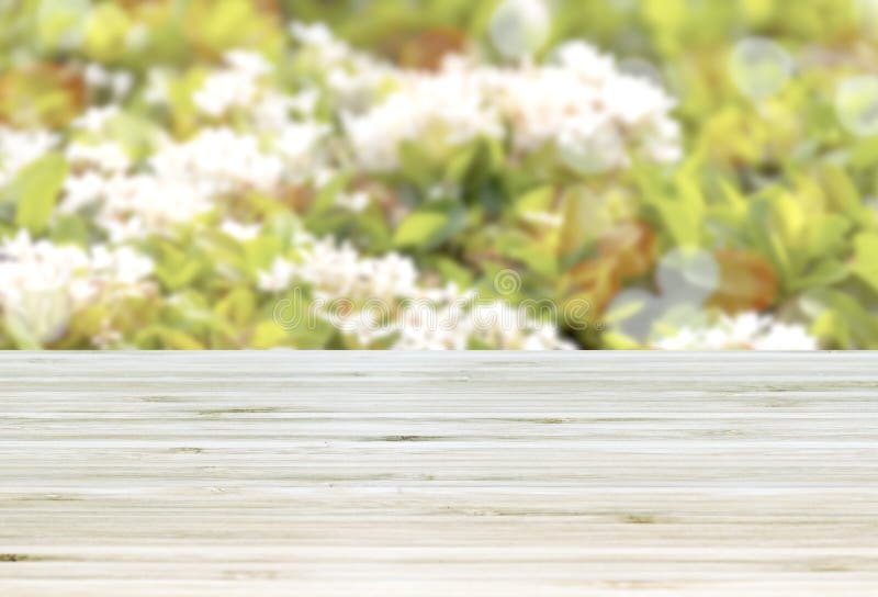 Template Empty Top Table View with Blue Sky and Cloud Blur Effect ...