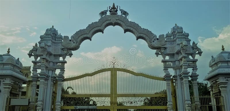 Temple arch stock photo. Image of temple, asia, buddhist - 6504662