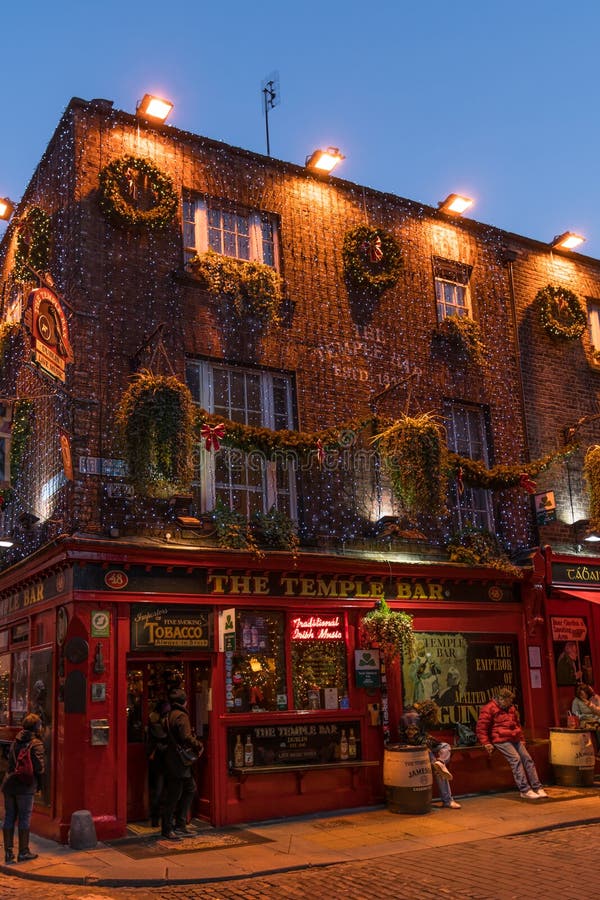 Temple Bar, Dublin, Ireland Editorial Image - Image of famous, colour ...