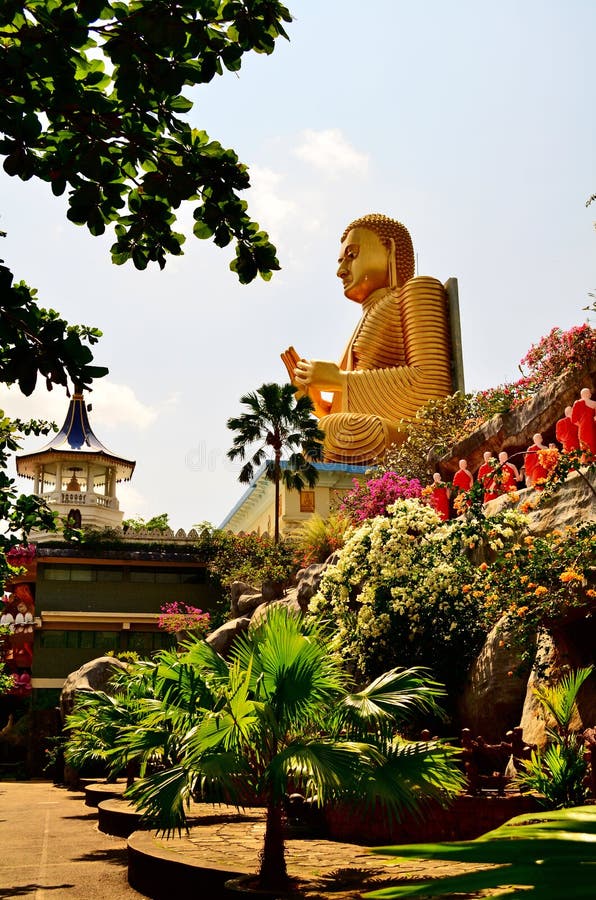 Temple of Buddha on Sri Lanka (Ceylon) Dambula Stock Image - Image of ...