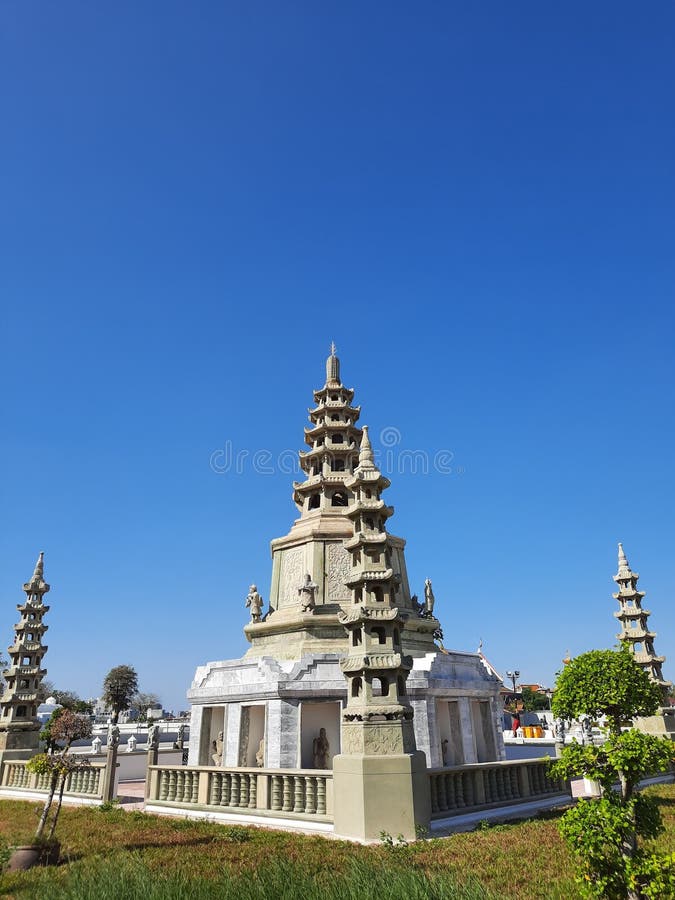 Temple Chinese Thailand stock image. Image of shrine - 175671003