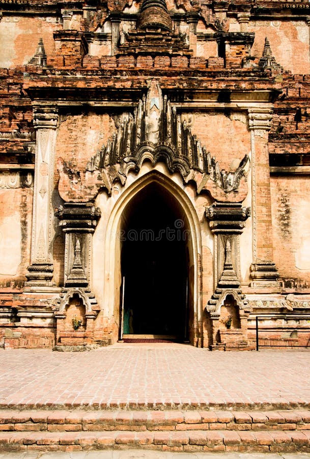 Temple gate stock image. Image of flower, architecture - 89316707