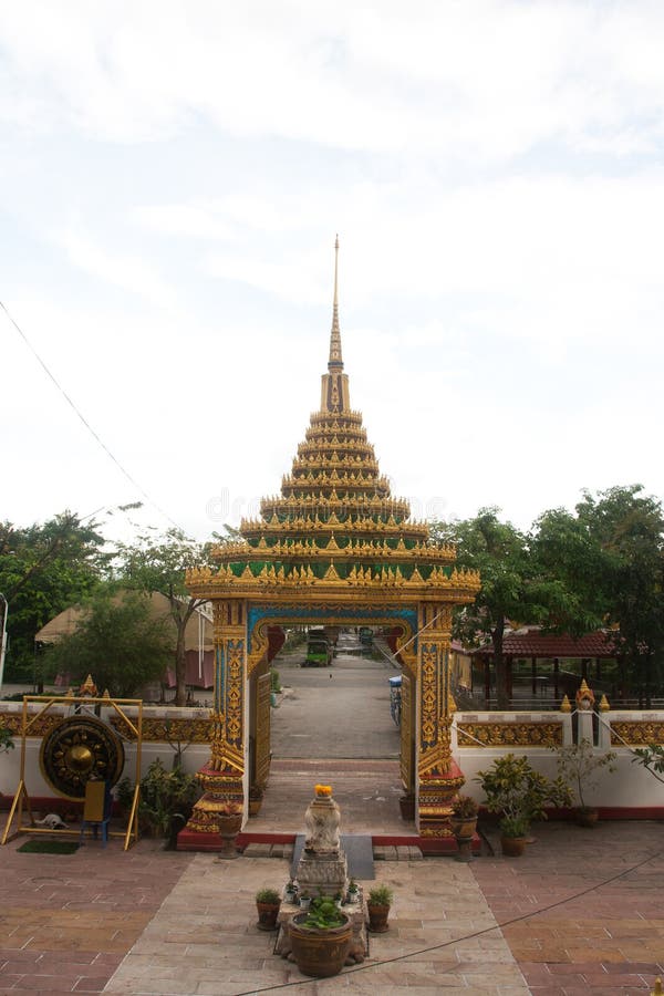 Temple Gate stock image. Image of religious, faith, bangkok - 35342953