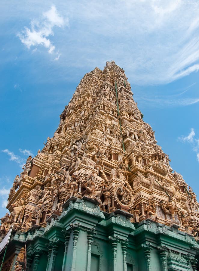 Temple hindou au Sri Lanka image stock. Image of indou - 18465889