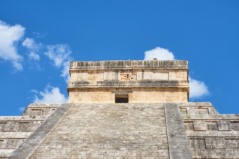 Temple of Kukulkan, Pyramid in Chichen Itza, Yucatan, Mexico. Stock ...