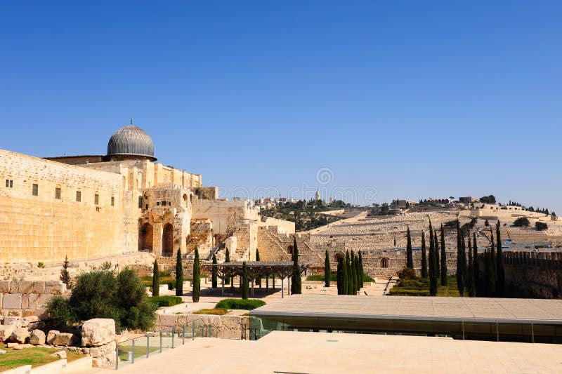 Temple Mount stock image. Image of architecture, culture - 17323323