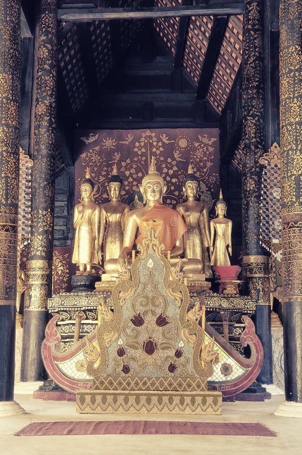Buddha Inside Ananda Temple, Bagan, Myanmar. Stock Photo - Image of ...