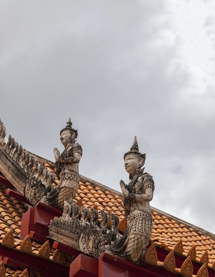 Temple roof statues stock photo. Image of design, phetchaburi - 75135056