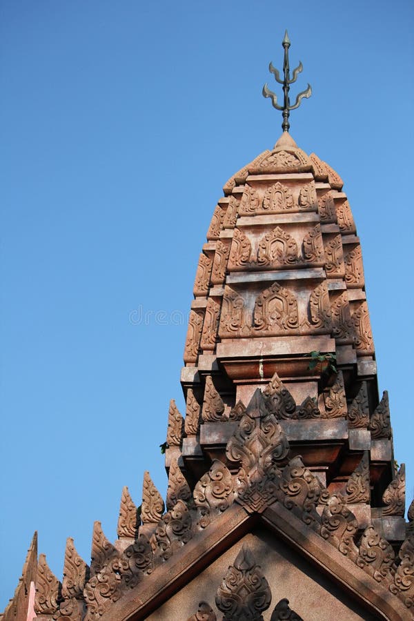Temple roof editorial stock image. Image of blue, beautiful - 76977049