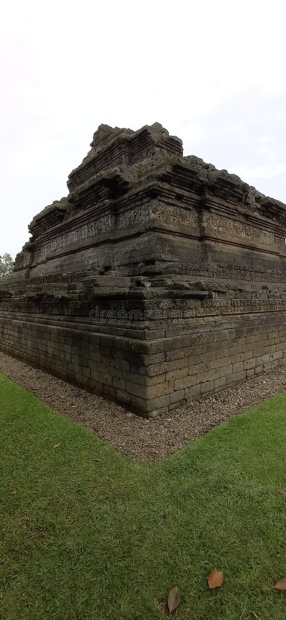 The Temple Ruins of Jajaghu Editorial Stock Image - Image of monastery ...