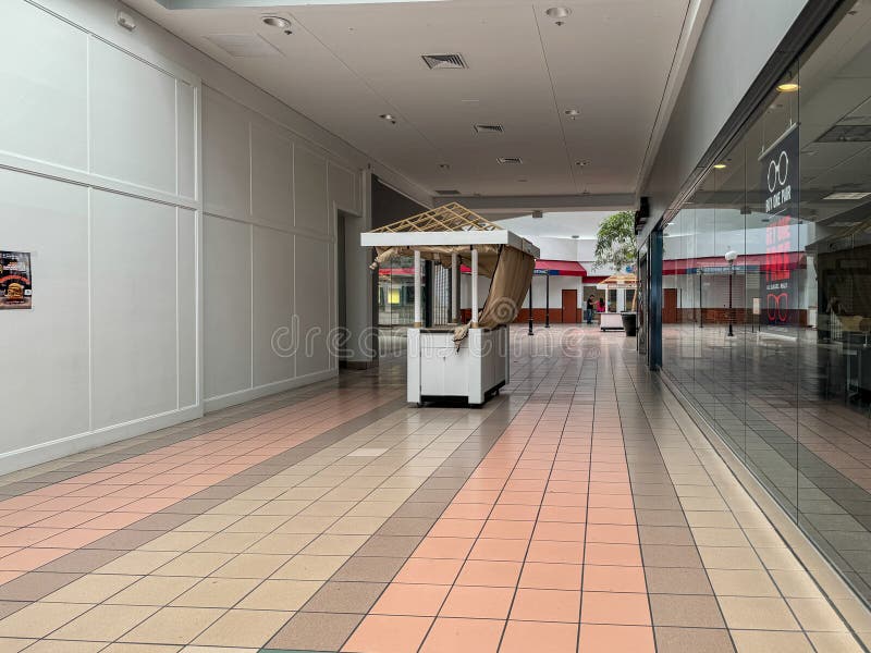 Inside the Nearly Empty Temple Mall Editorial Image - Image of texas ...