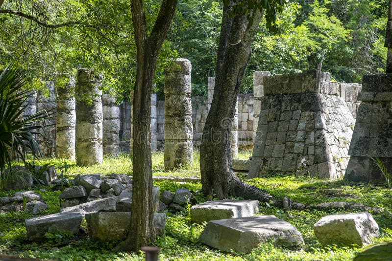 The Temple of the Warriors and the Thousand Columns of the Amazing ...