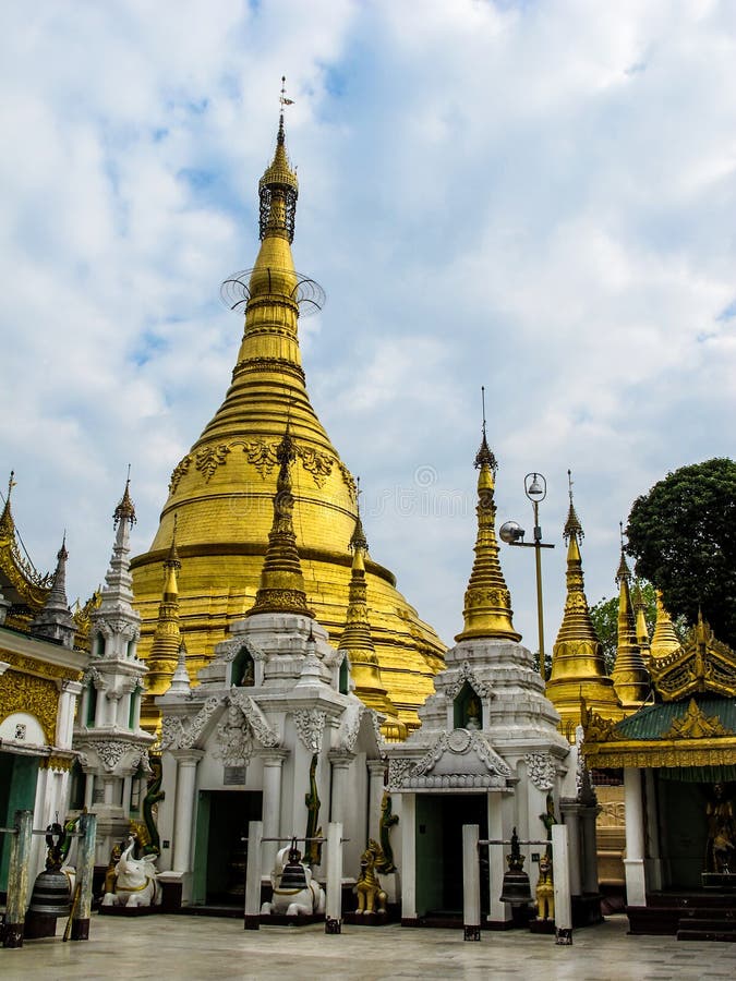 Myanmar Temples in the Summer Editorial Stock Photo - Image of myanmar ...