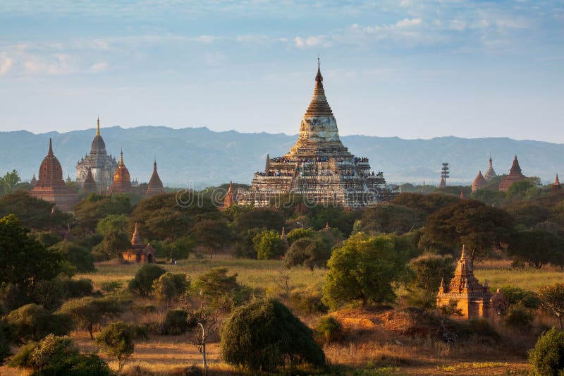 The Temples of Bagan at Sunrise, Bagan, Myanmar Stock Illustration ...